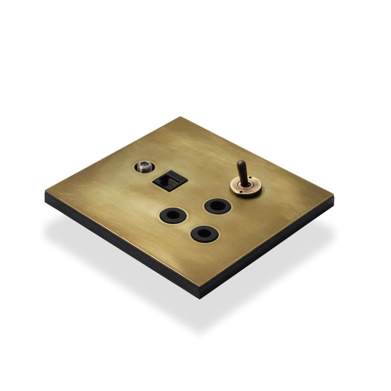 Custom Light Switches and Sockets - LUMEN8
