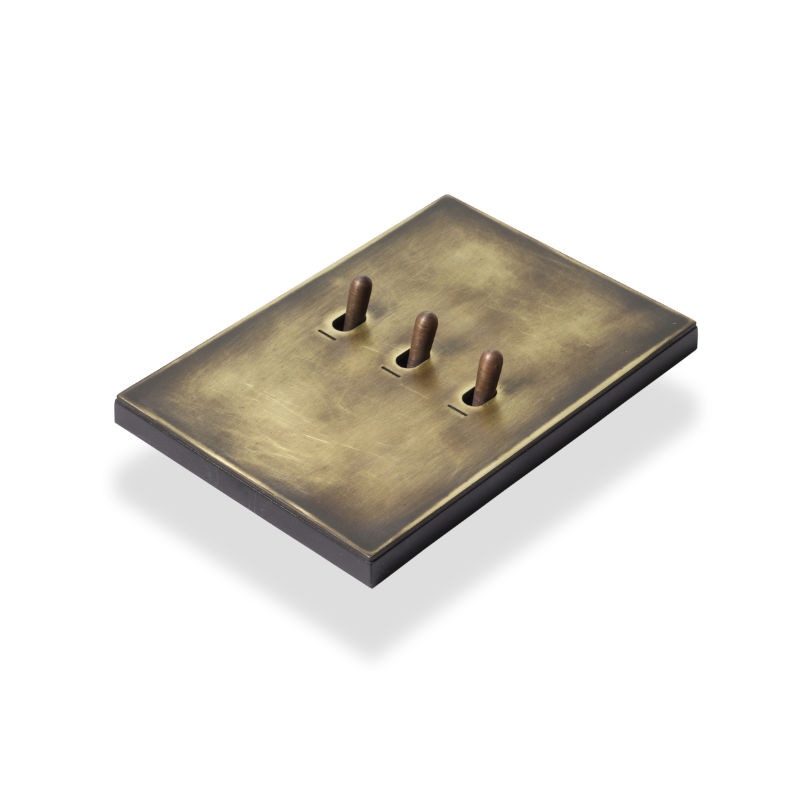 Custom Light Switches and Sockets - LUMEN8